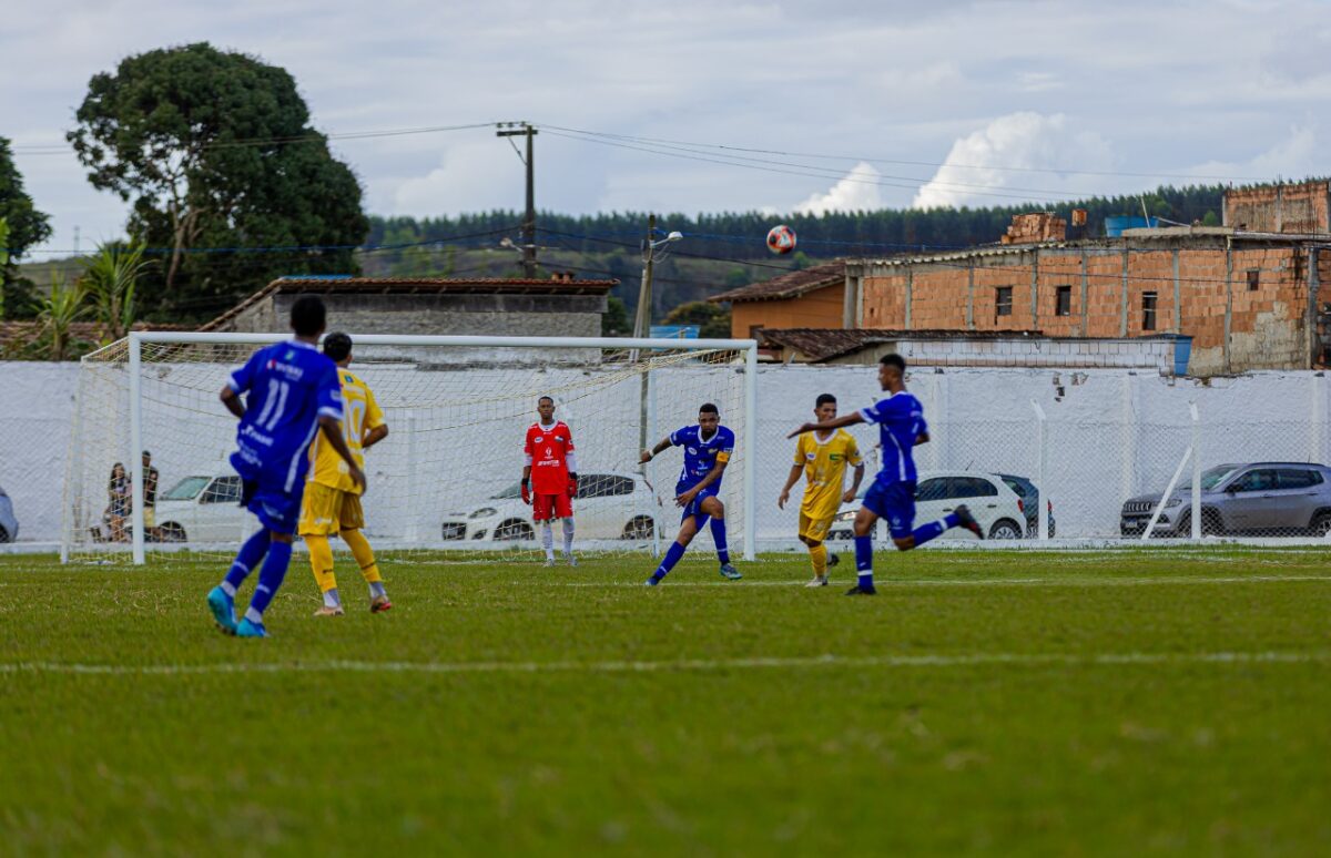 Eunápolis estreia com vitória na Copa CONDESC 2025 - Queagito.com